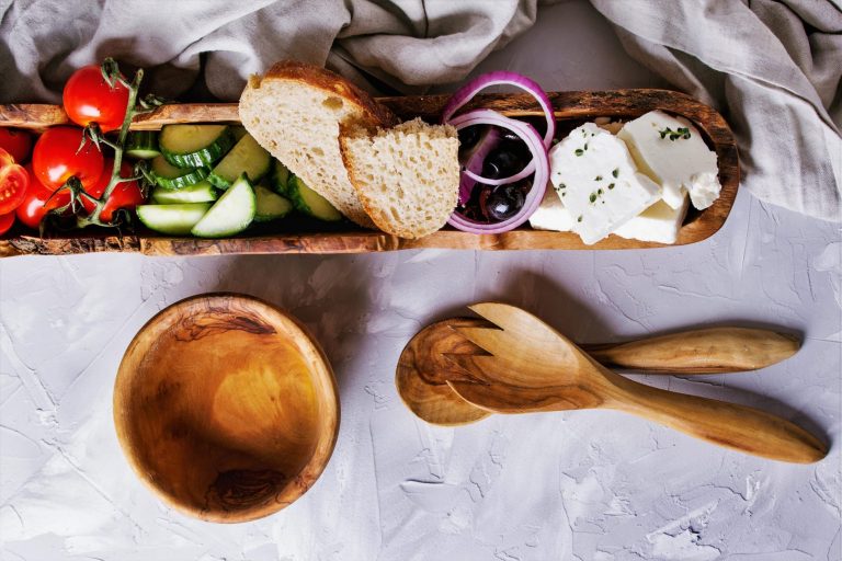 Shopping in Athens, Souvenirs, Typical and Cheap Gifts