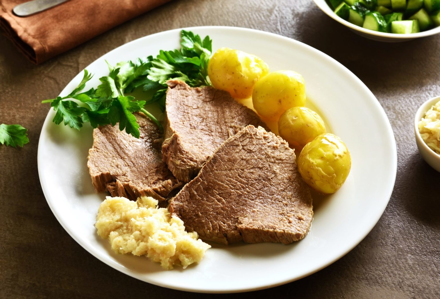 Comida Típica Austriaca - 20 Platos Tradicionales y Postres